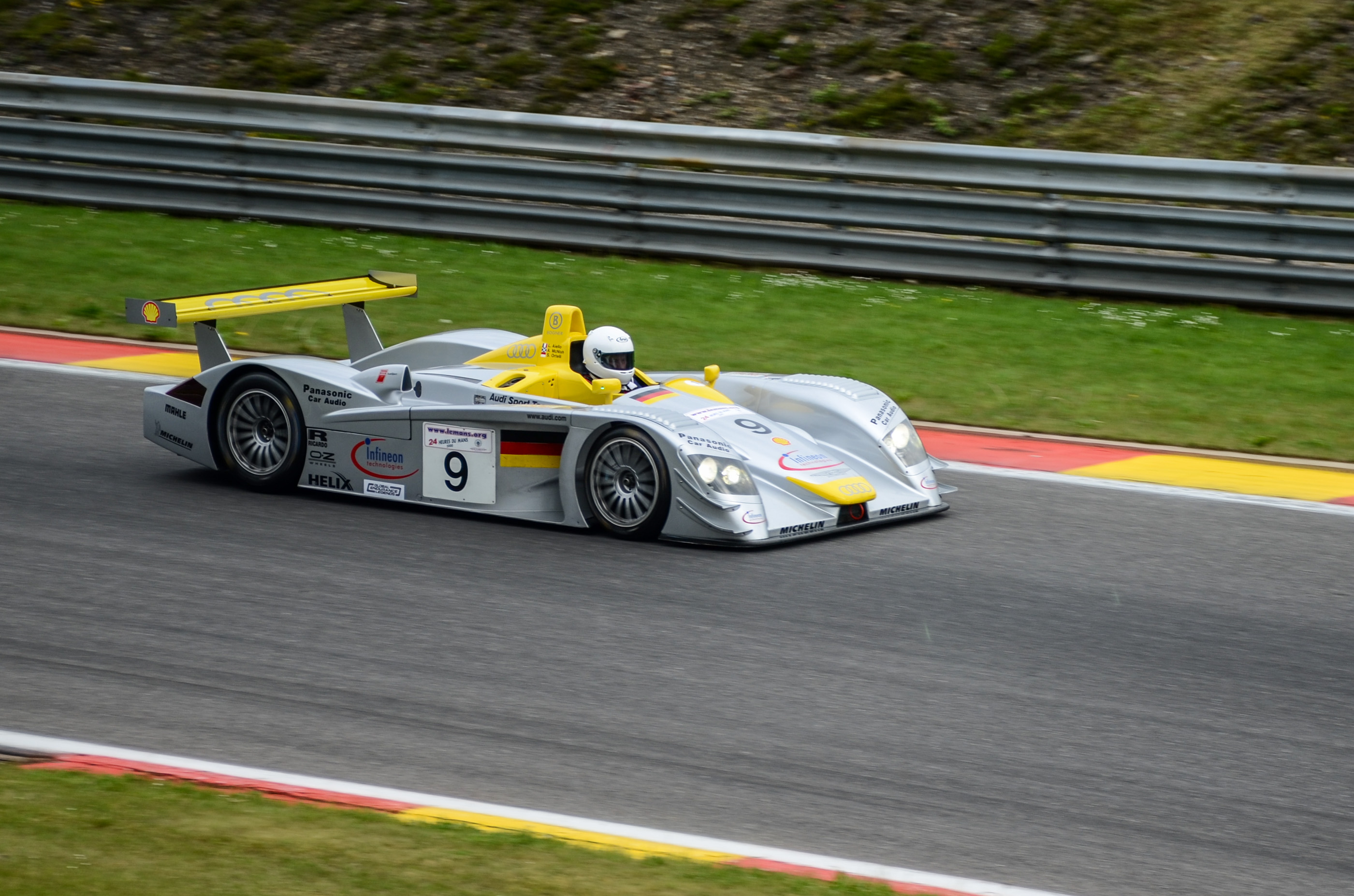 La Audi R8 LMP in azione a Spa-Francorchamps (su il volume!) | Audicafe.it